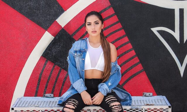 Vanessa Wong: The Young Singer-Songwriter on Music, Culture and Beauty ...