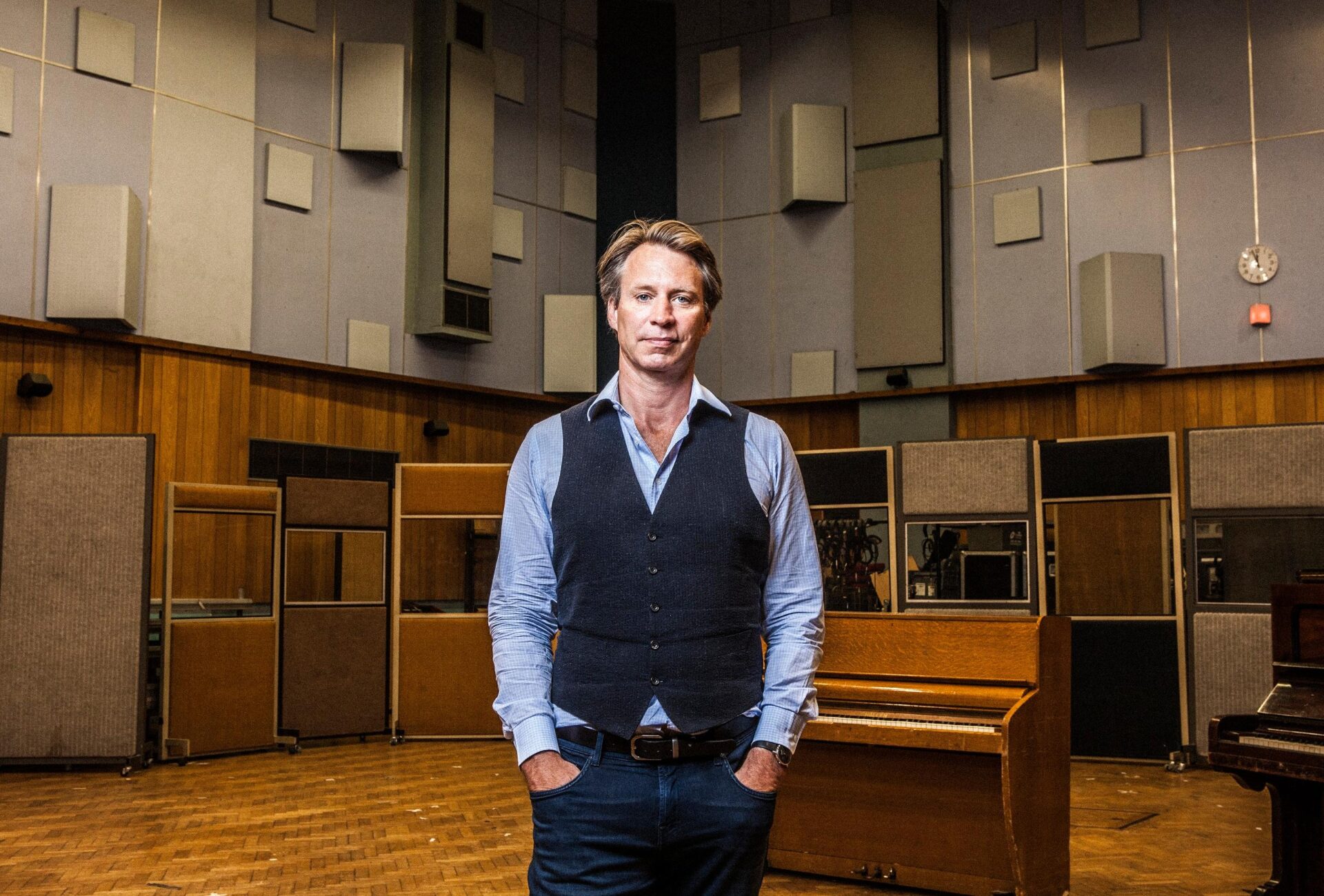 The Beatles’ ‘Revolver’ Renewed: Lennon Sings ‘Yellow Submarine ...