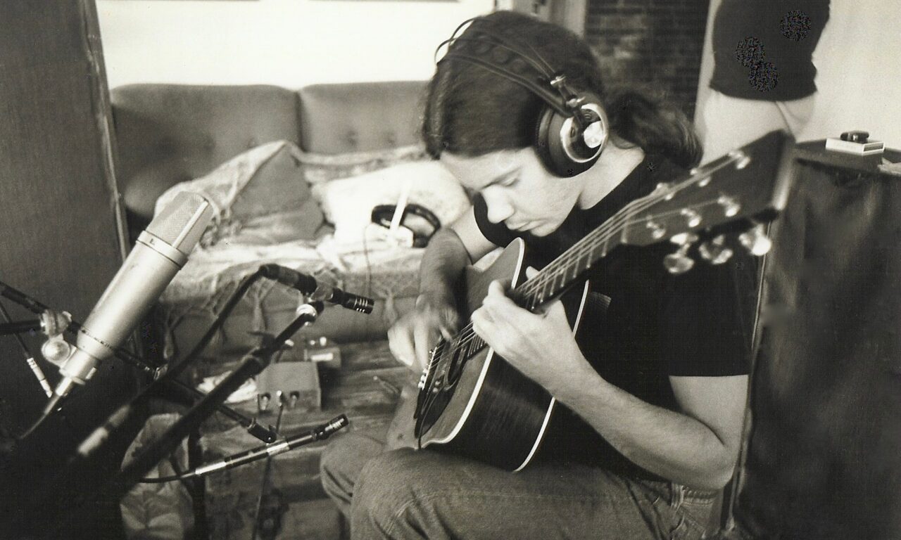 Michael Hedges: The Man With the Guitar From the Clouds | TIDAL Magazine