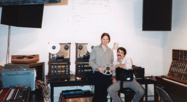 Michael Hedges: The Man With the Guitar From the Clouds | TIDAL Magazine